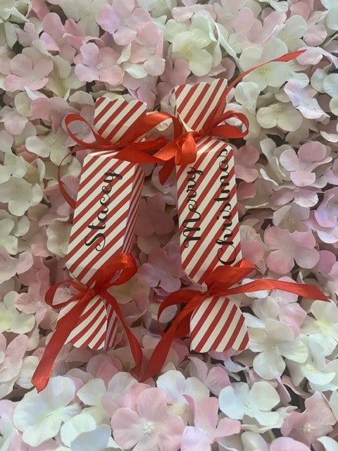 Christmas Fillable Crackers | Crafty Lil Bee Christmas Fillable Crackers | Crafty Lil Bee